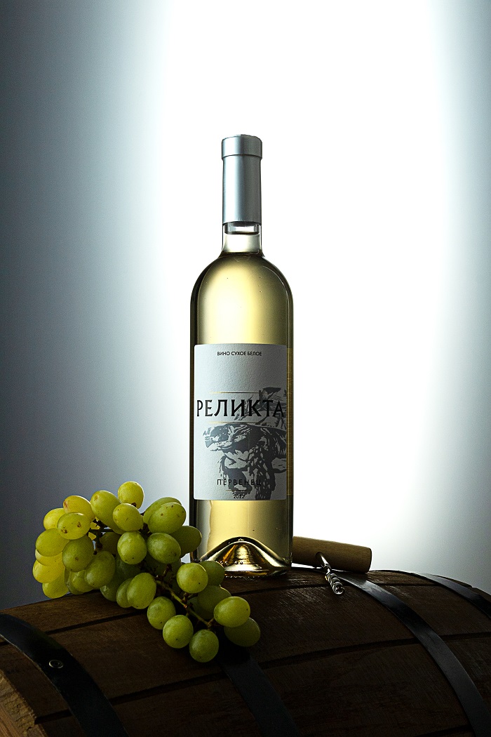 Вино сухое белое Реликта Первенец 12% 0,75л (Россия) заказать и забрать ...
